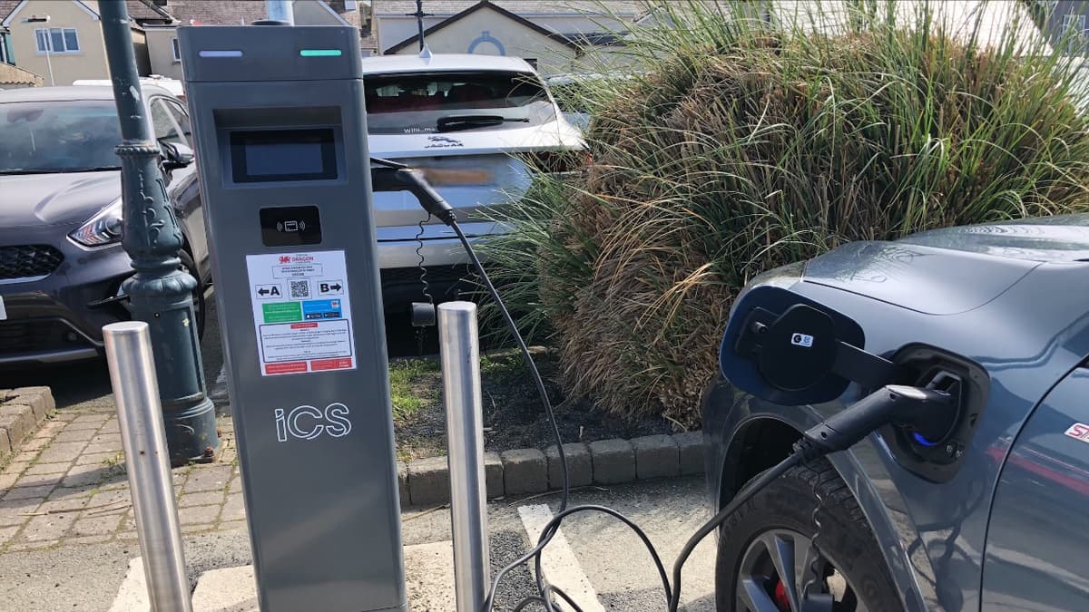 Electric vehicle charge points installed in county council car parks ...